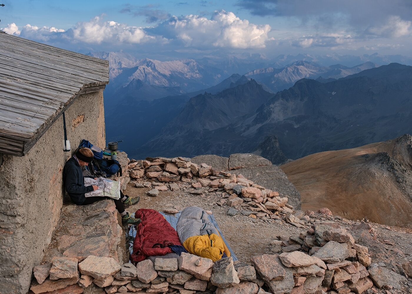Matériel de Bivouac : Guide Complet – Globefreelancers