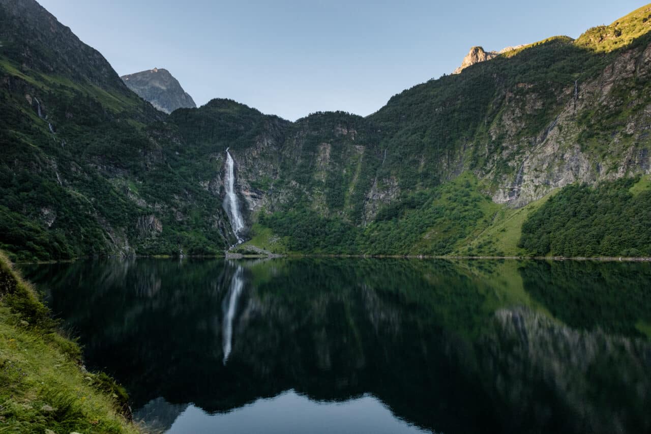 Lac d'Oô : Randonnée facile depuis les Granges d'Astau – Globefreelancers